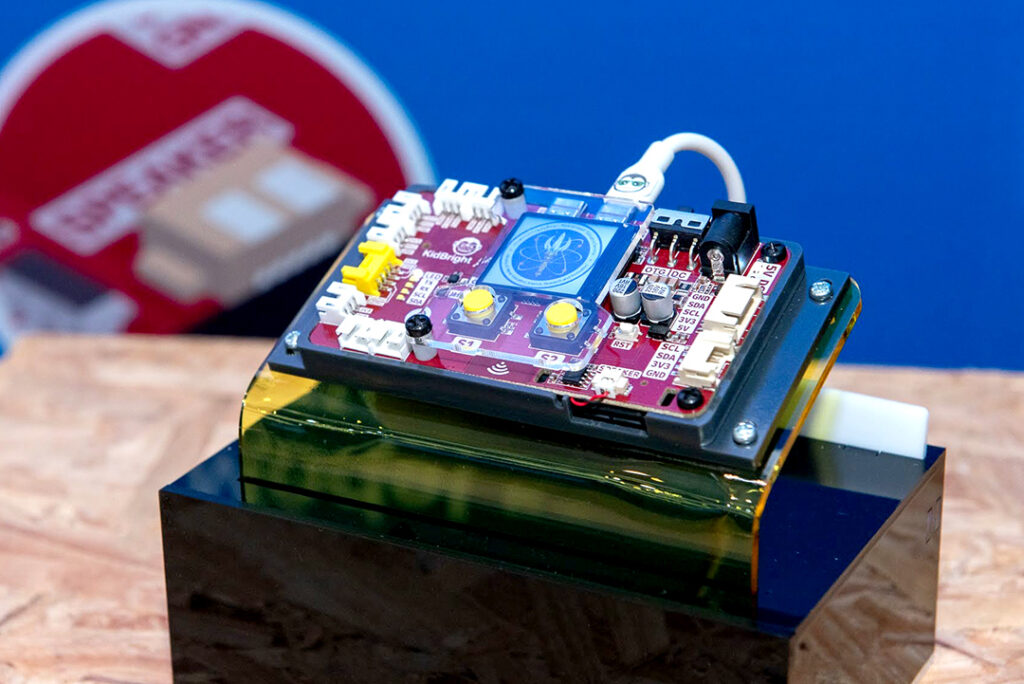 ‘KidBright μAI’ ฝึกเขียนโค้ด สร้างโมเดล AI และอุปกรณ์ AIoT ครบจบในแพลตฟอร์มเดียว - NSTDA