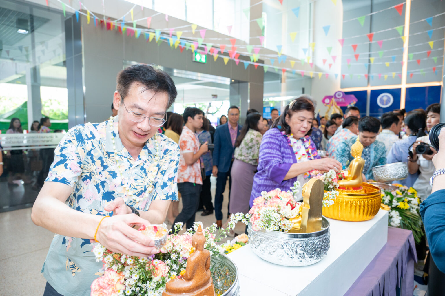 อว. ร่วมสืบสานวัฒนธรรมไทย และรักษาประเพณีอันดีงาม วัน ”สงกรานต์ ปี 2568“ - NSTDA