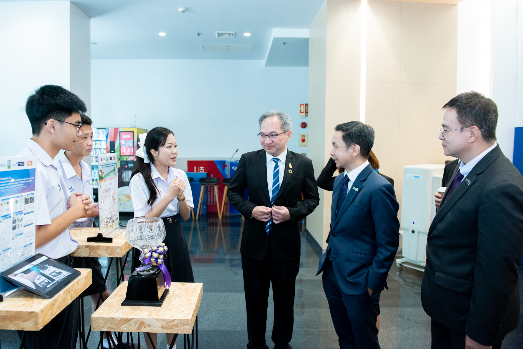 สวทช. วช. SCB ผนึกกำลังพัฒนานักวิทย์รุ่นเยาว์ (YSC) ต่อเนื่อง ส่งเยาวชนไทยแสดงศักยภาพ 3 เวที ...