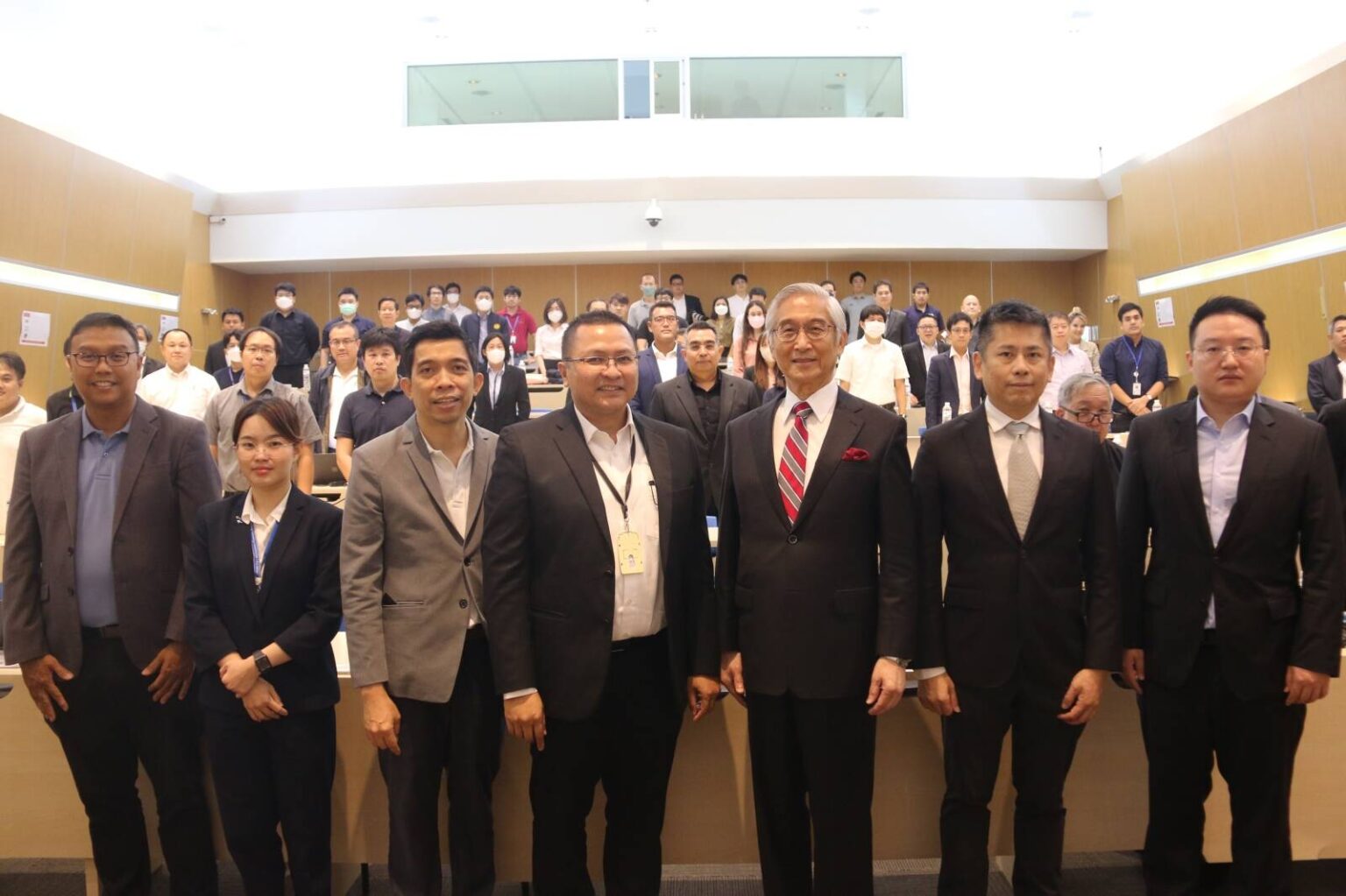 Seminar Explores Advancements in Connected Autonomous Vehicles at 10th ...