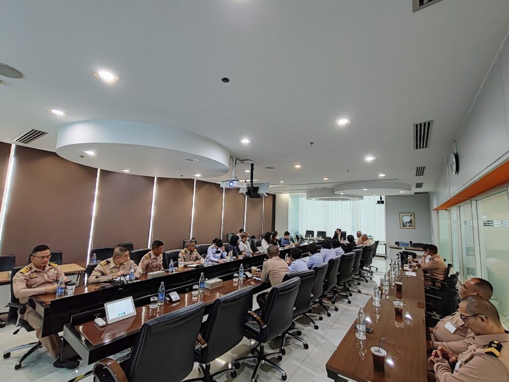 กรมวิทยาศาสตร์ทหารเรือ เยี่ยมชมห้องปฎิบัตการ RMT – Rail and Modern ...